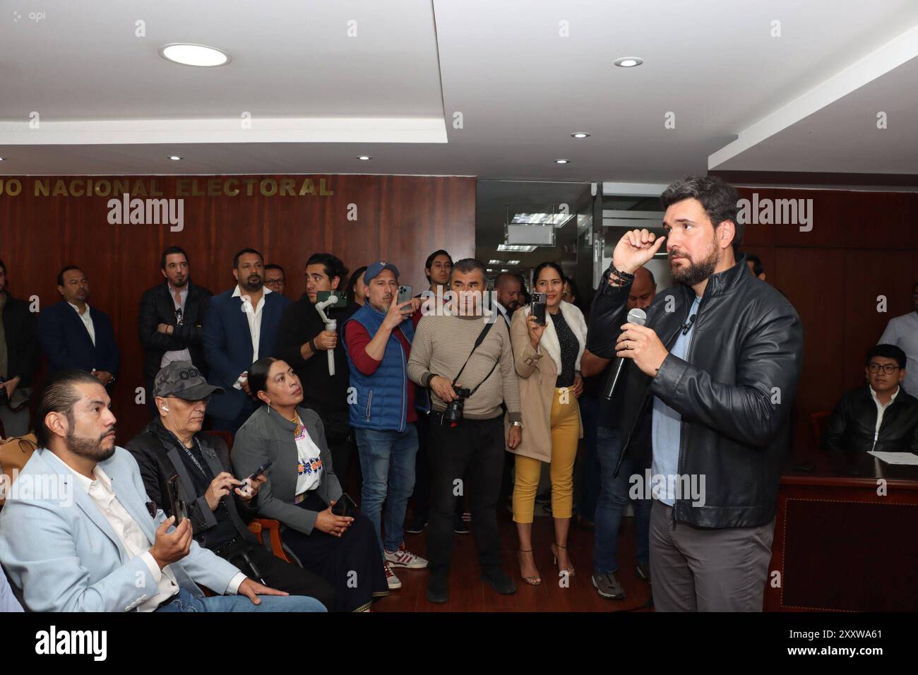 SUMA TOPIC CALVACHE SUMA CANDIDATE ACCEPTANCE Quito, Monday, August 26 ...