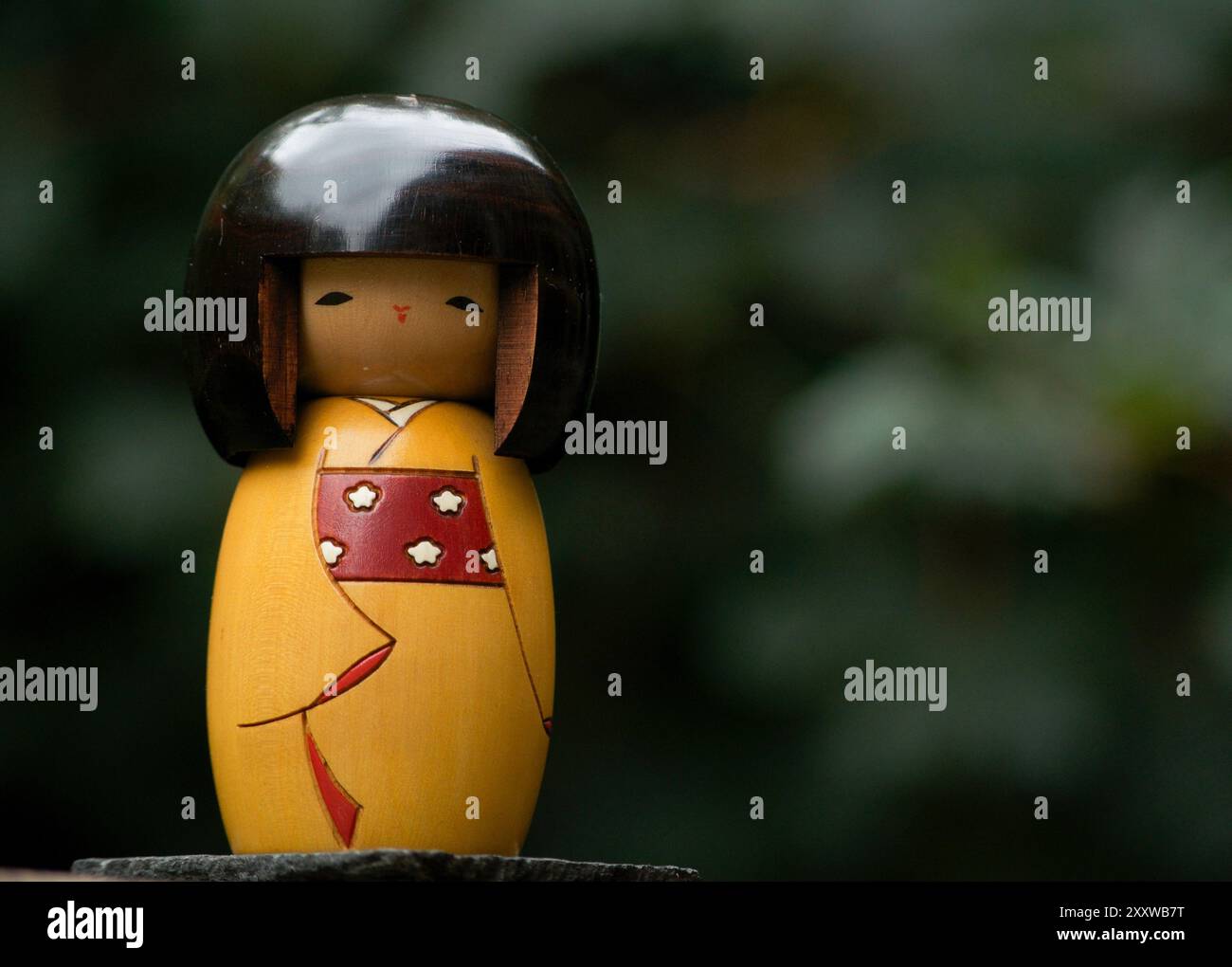 New type kokeshi hi-res stock photography and images - Alamy