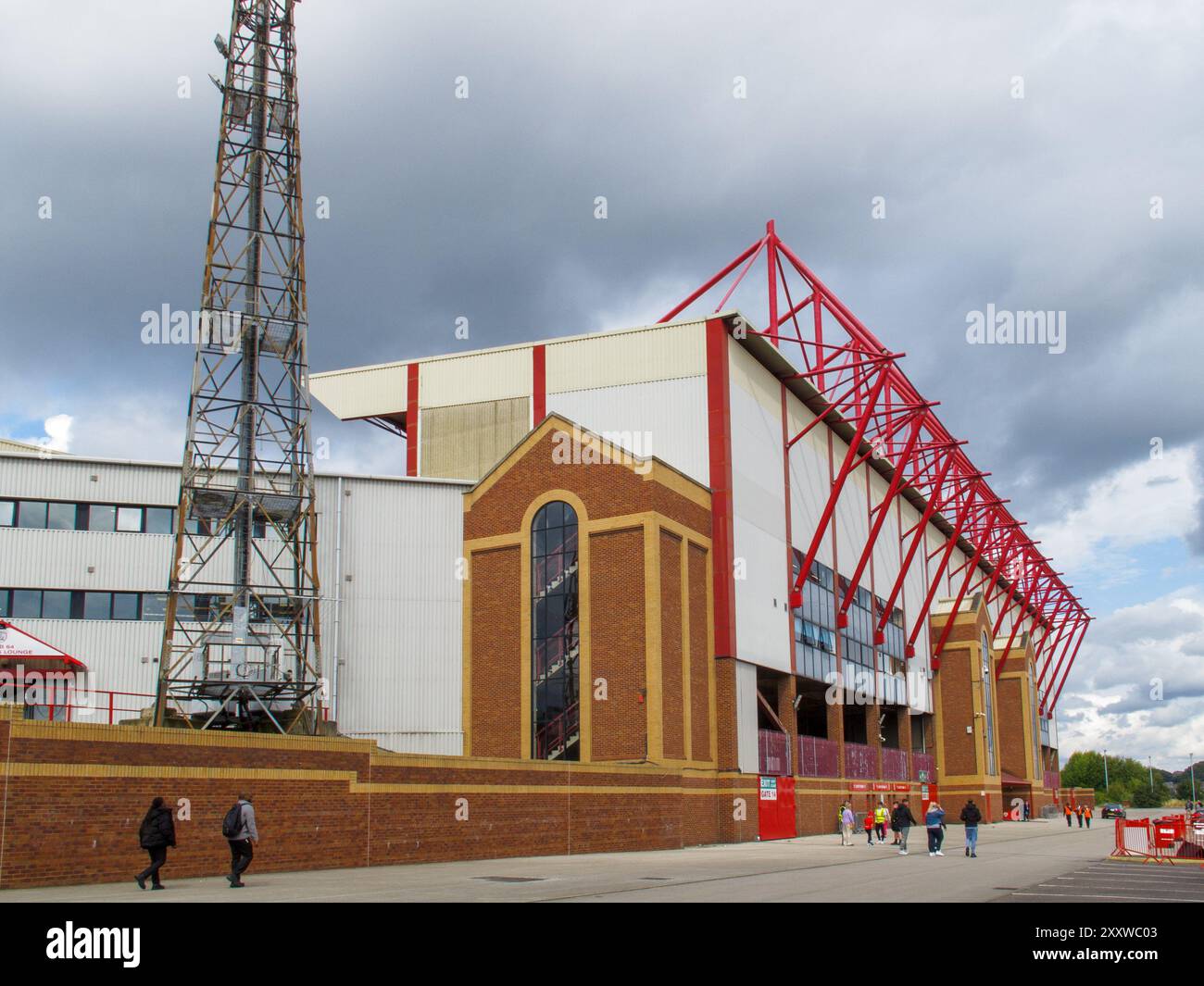 Barnsley football stadium oakwell hi-res stock photography and images ...