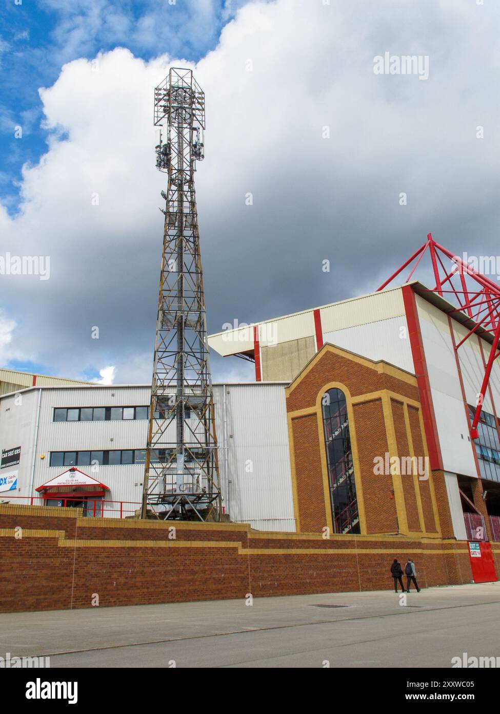 Barnsley fc hi-res stock photography and images - Alamy