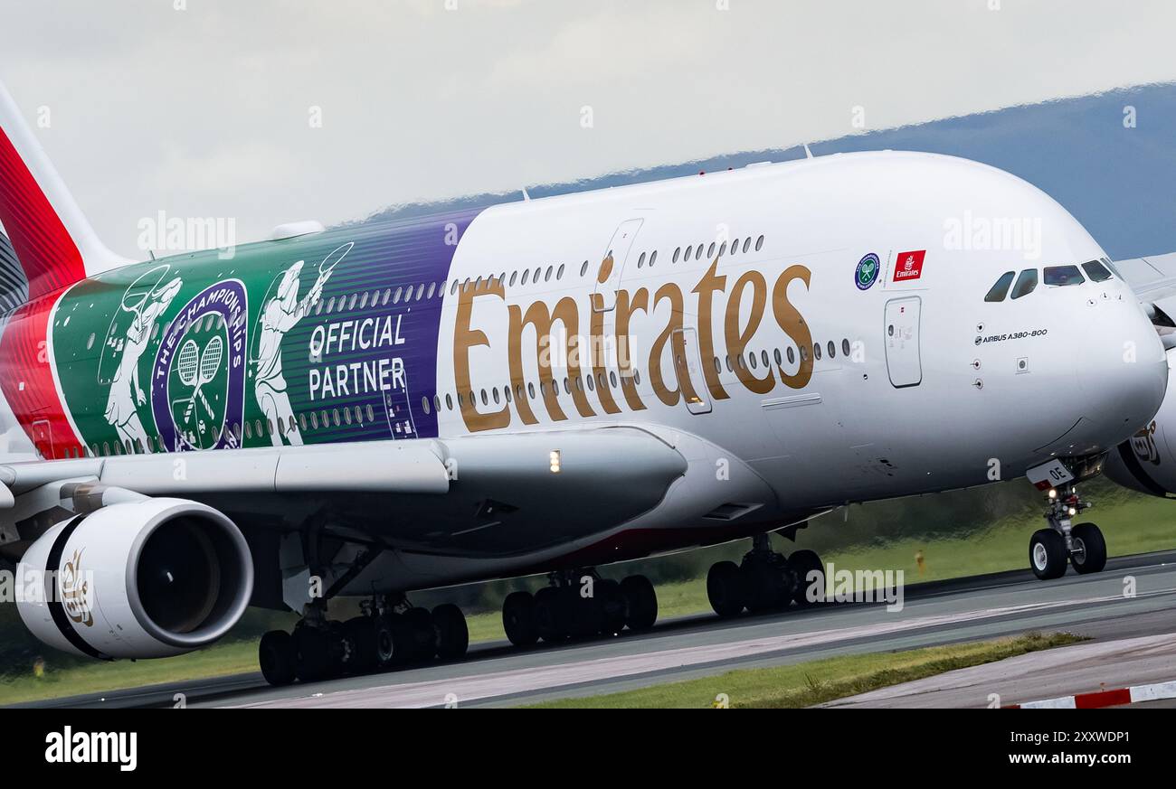 Flight ek18 hi-res stock photography and images - Alamy