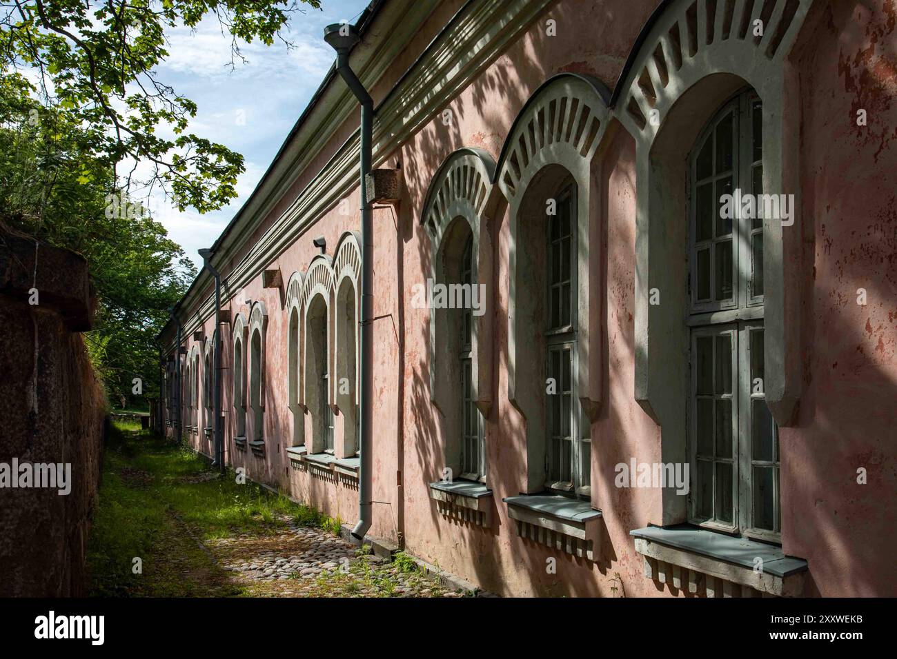 Old barracks in Iso Mustasaari of Suomenlinna, an Unesco world heritage ...