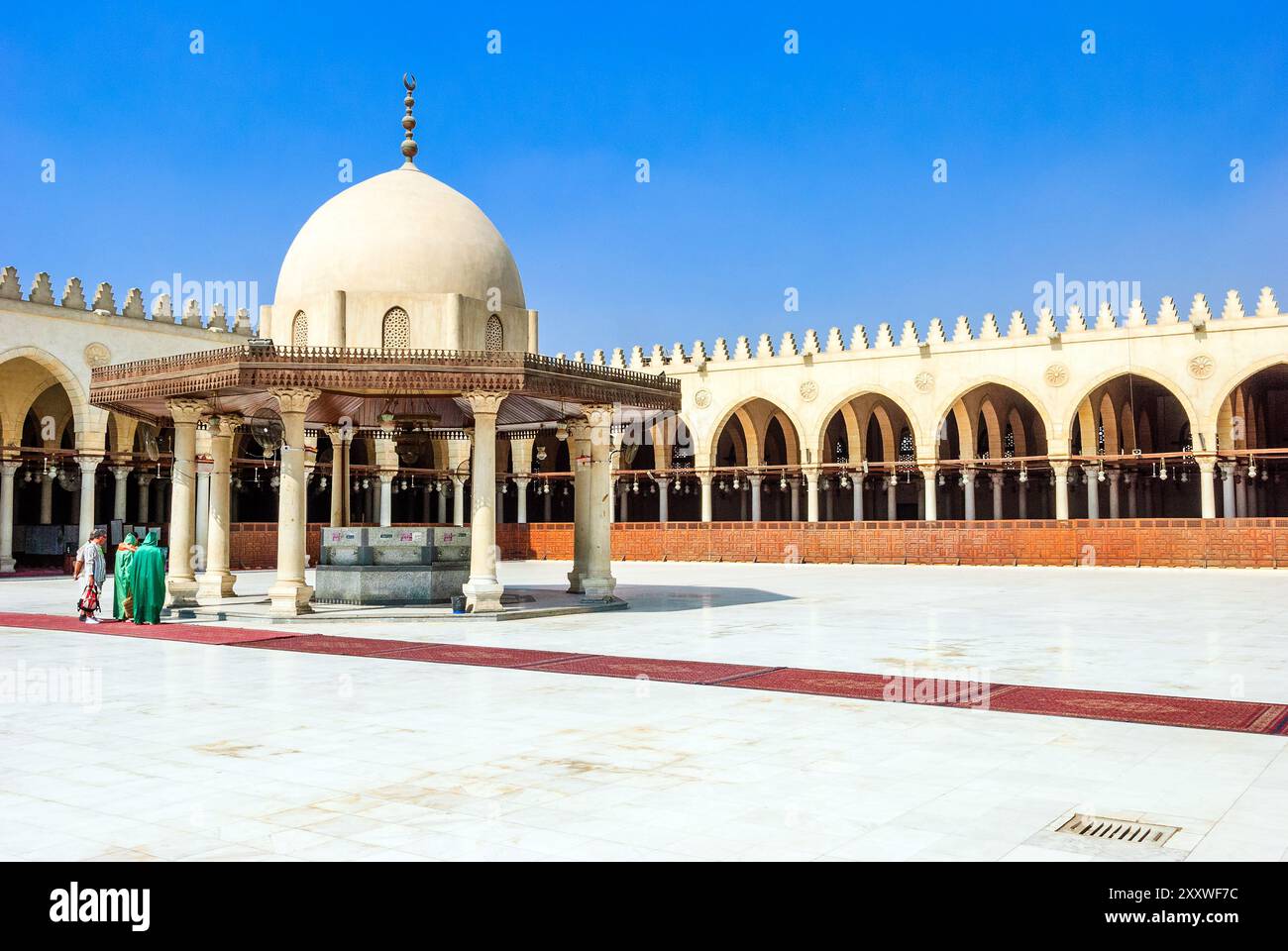 The fountain in the courtyard of Amr Ibn El-Aas Mosque - Cairo, Lower Egypt Stock Photo - Alamy