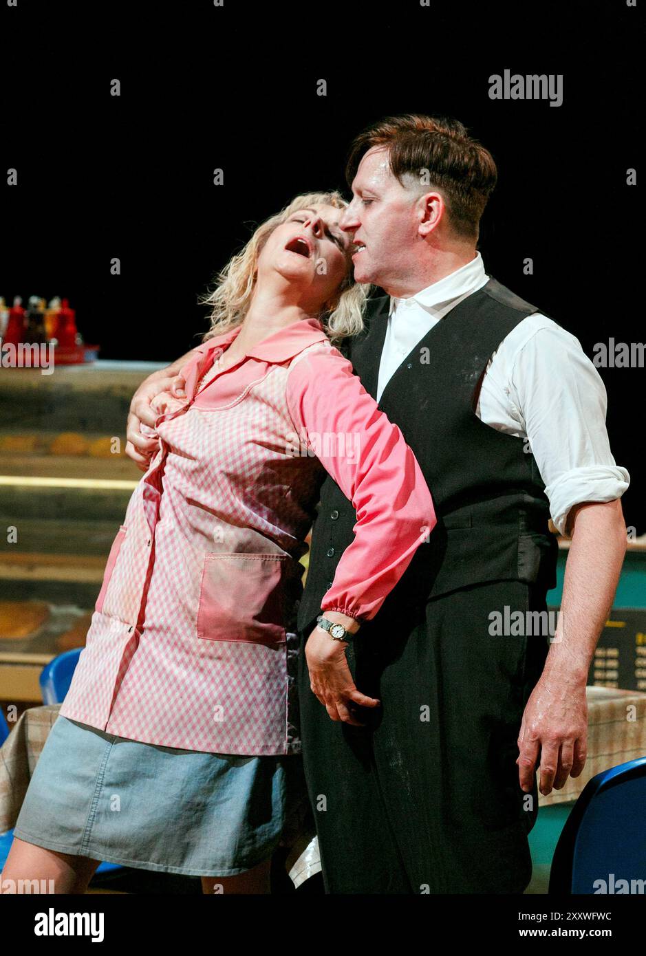 Gillian Bevan (Mrs Lovett), David Birrell (Sweeney Todd) in SWEENEY ...