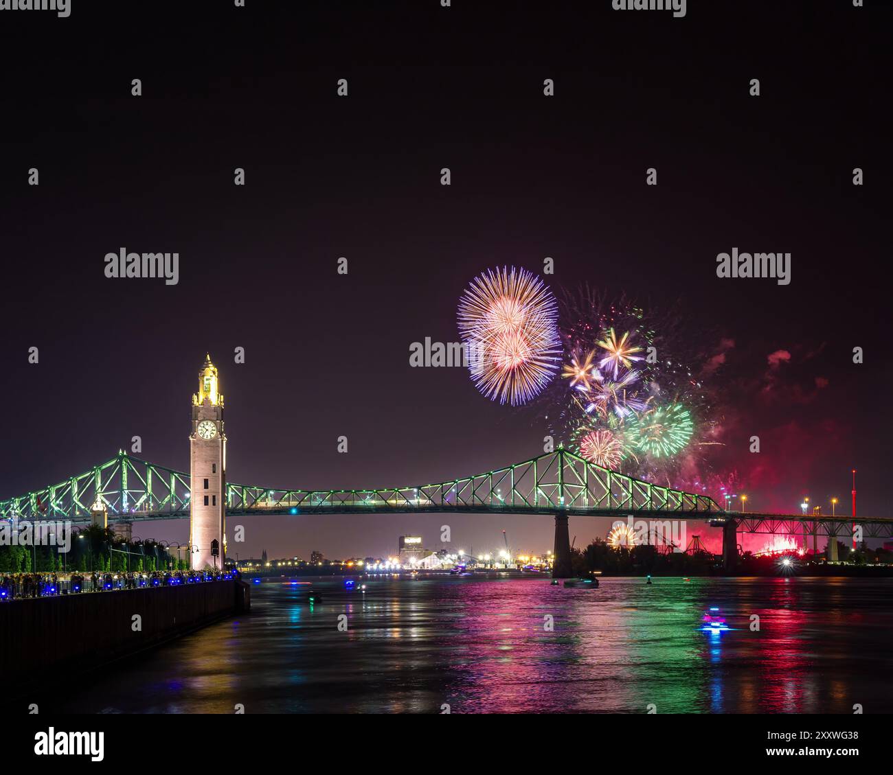 Beautiful photos of the 2024 Montreal fireworks competition Stock Photo ...