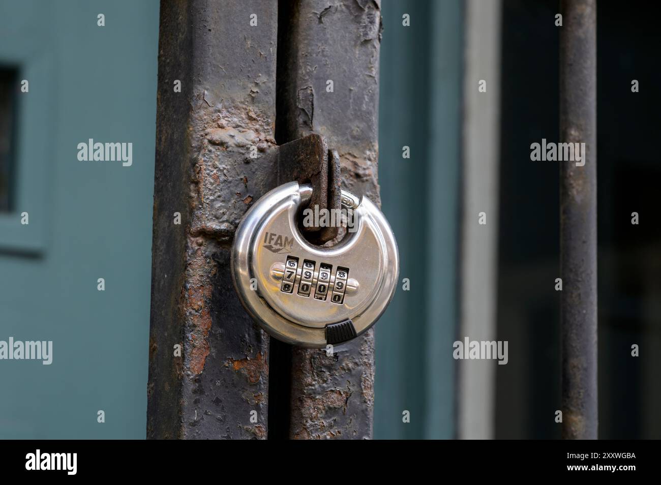 Combi lock hi-res stock photography and images - Alamy