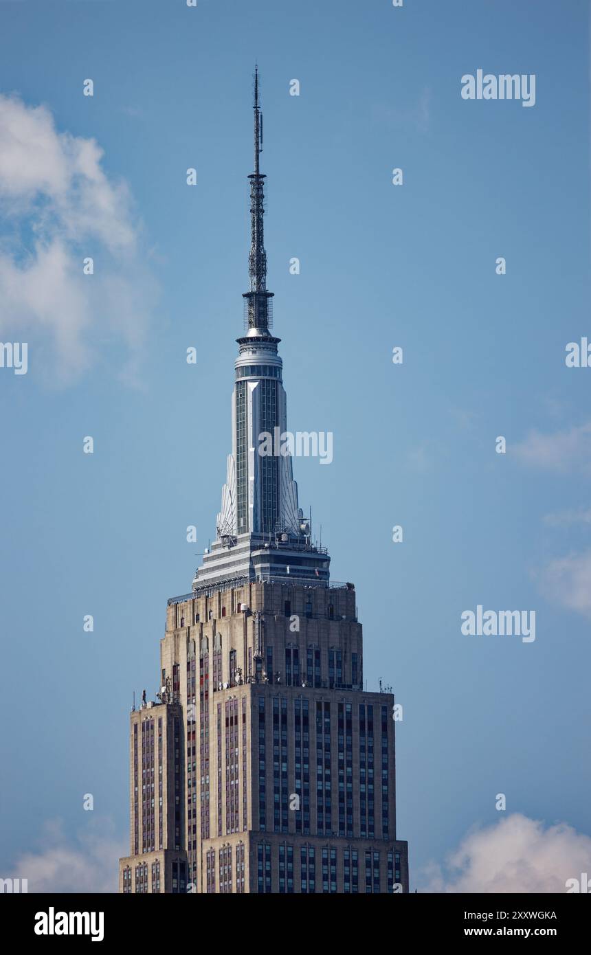 Empire State Building mast, originally planned as a dirigible mooring point, endures as tourist ...