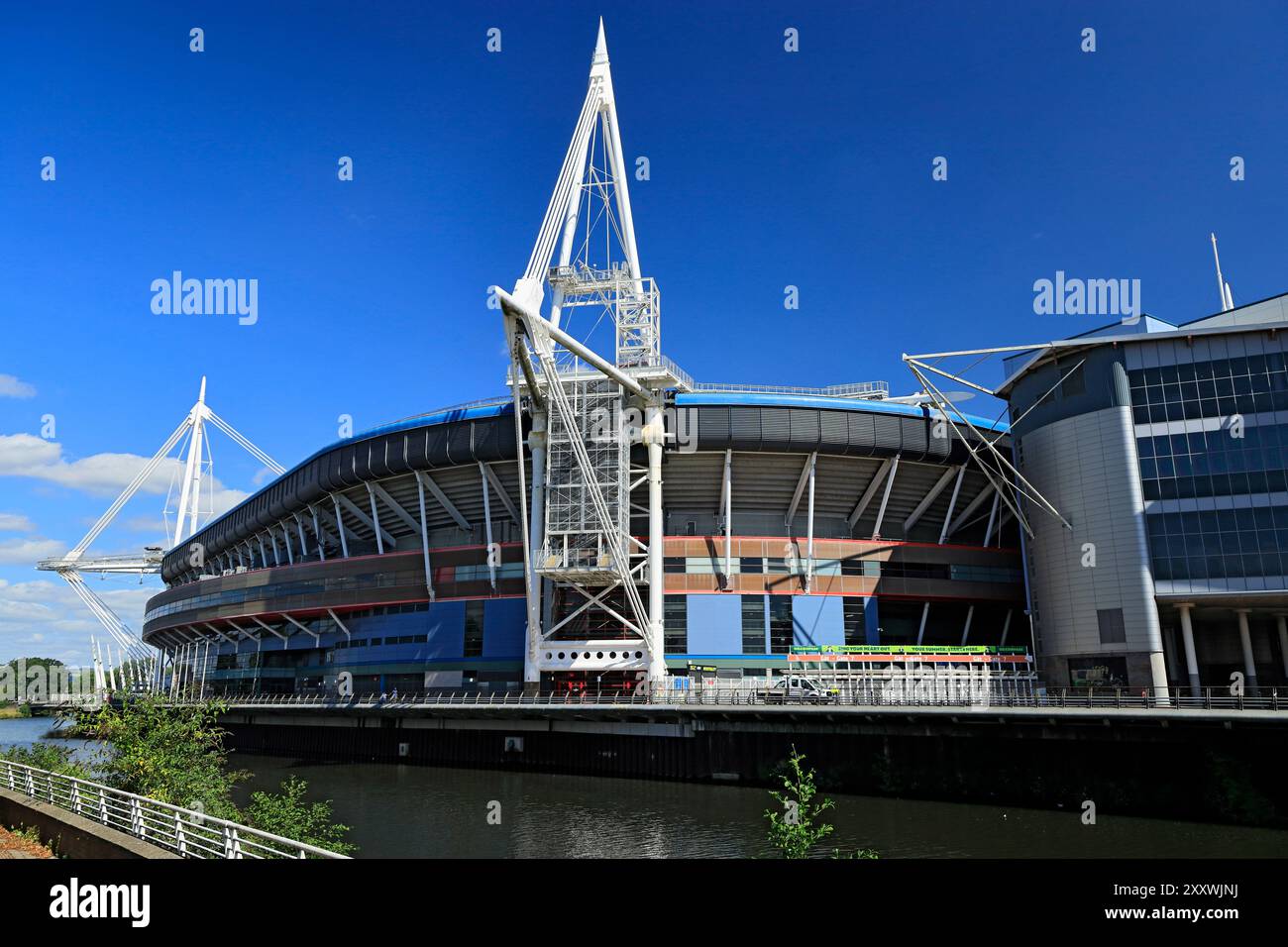 Principality stadium and river hi-res stock photography and images - Alamy
