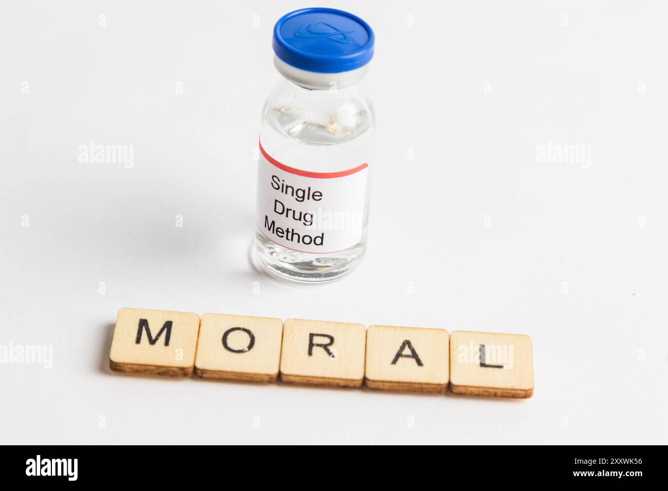 A Medical Vial with a label reading Singel Drug Method with a sign ...