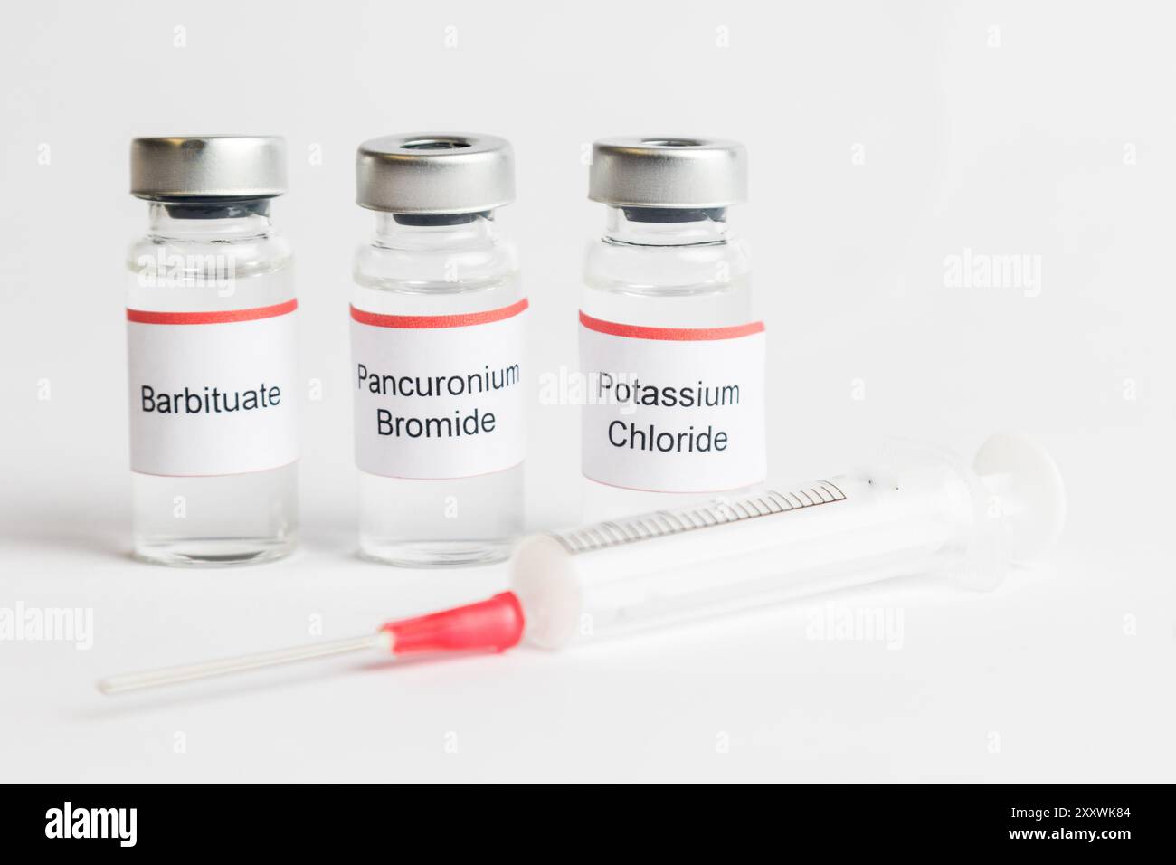 Sodium chloride injection hi-res stock photography and images - Alamy