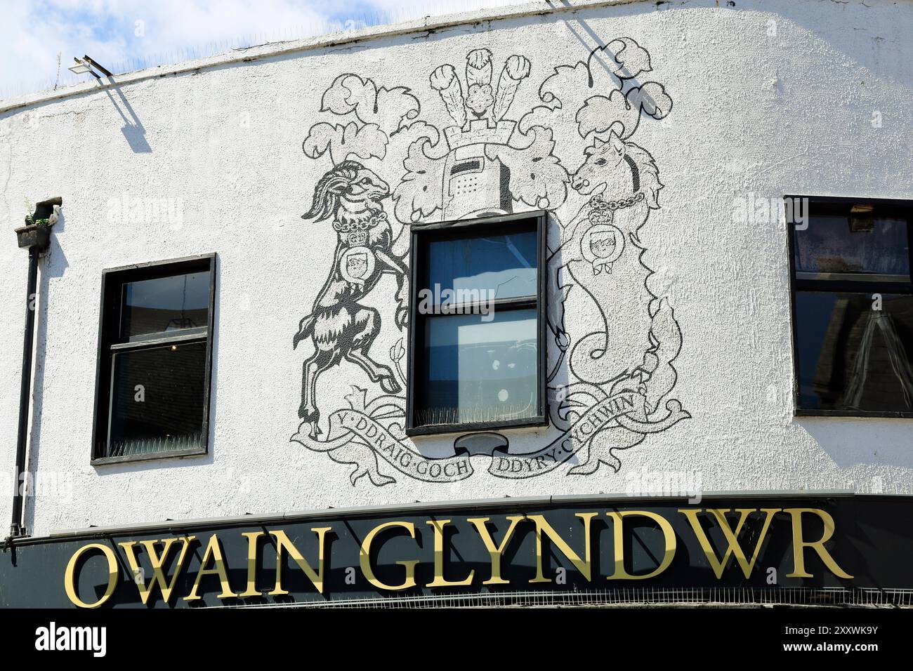 Owain glyndwr public house hi-res stock photography and images - Alamy