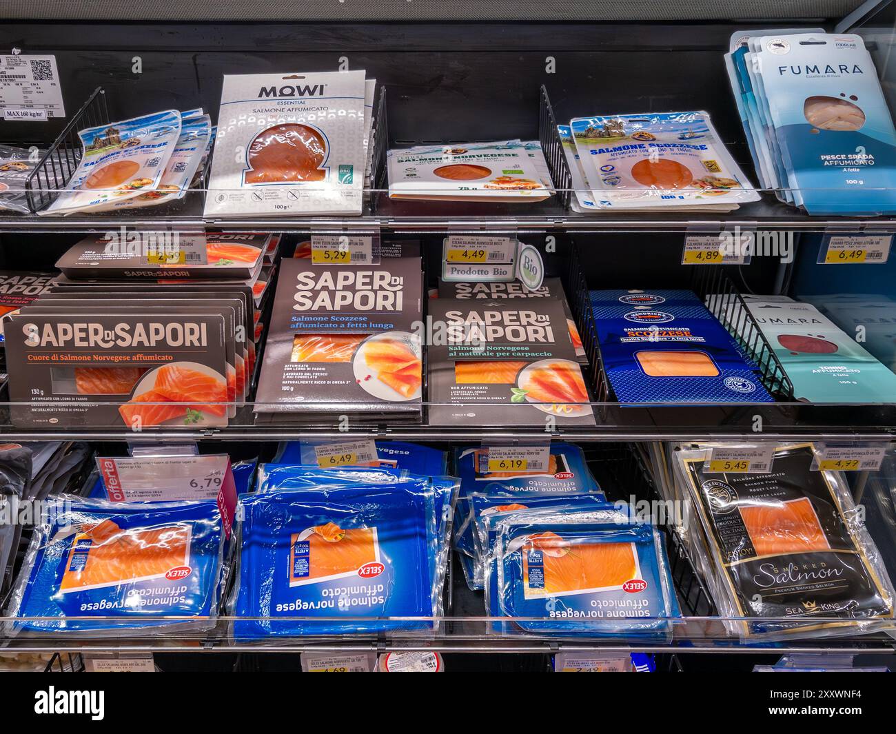 Scottish salmon packaging hi-res stock photography and images - Alamy