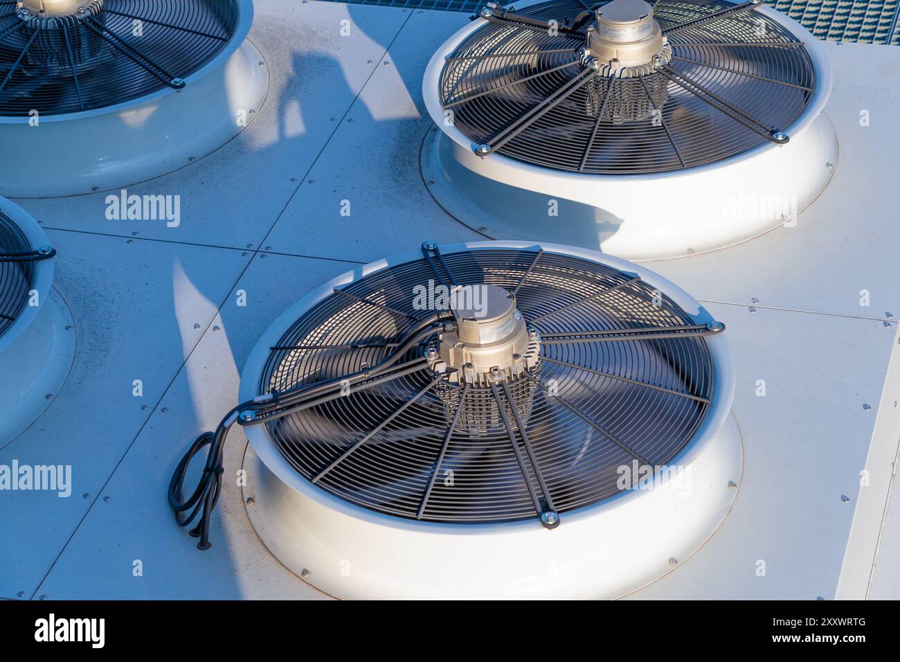 Industrial refrigeration unit on the roof of a building. Chiller Stock ...