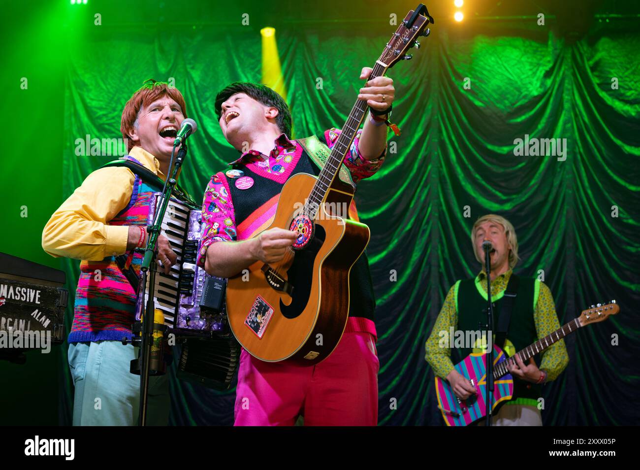 The Bar-Steward Sons of Val Doonican at Beautiful Days Festival 2024 ...