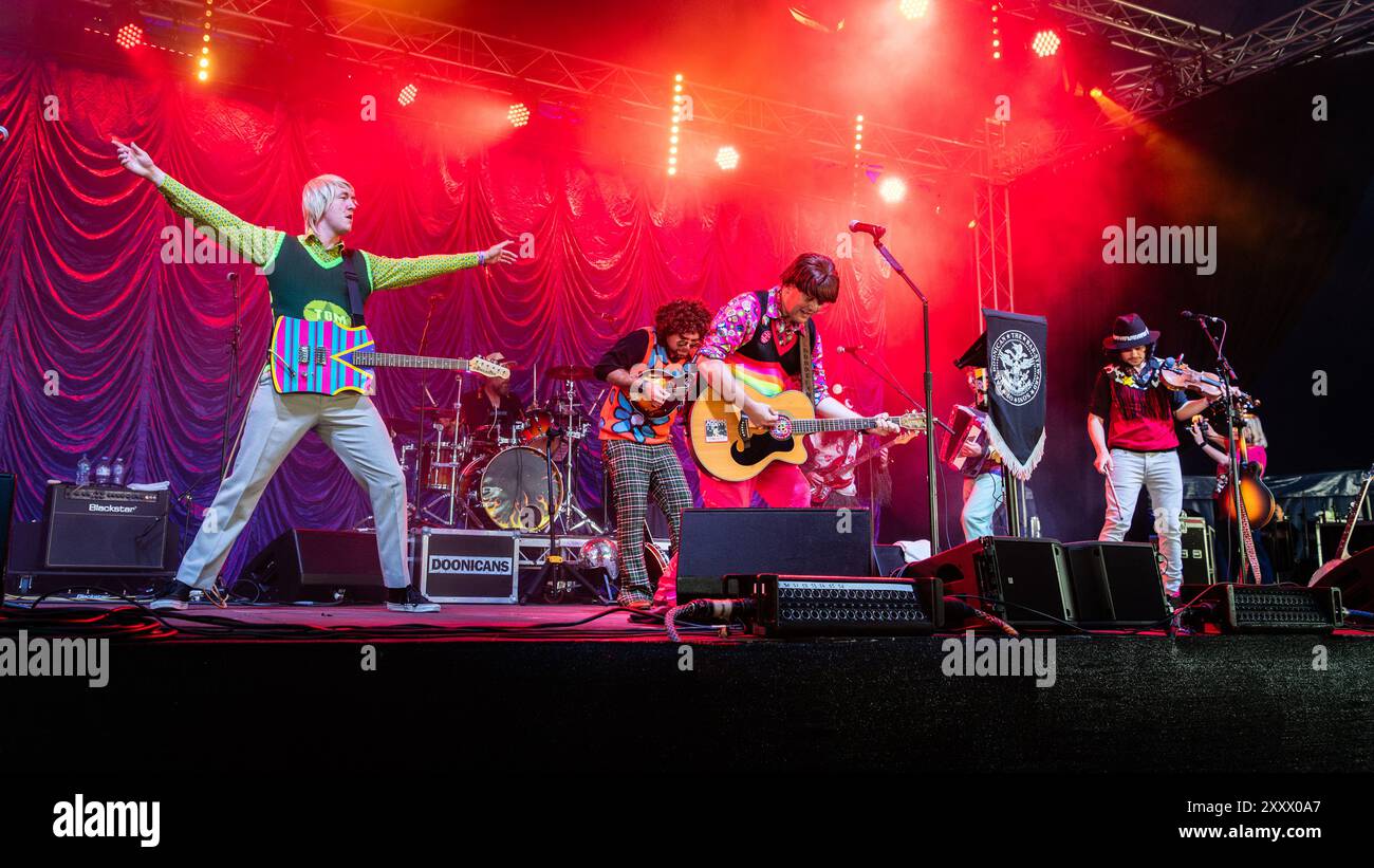 The Bar-Steward Sons of Val Doonican at Beautiful Days Festival 2024 ...