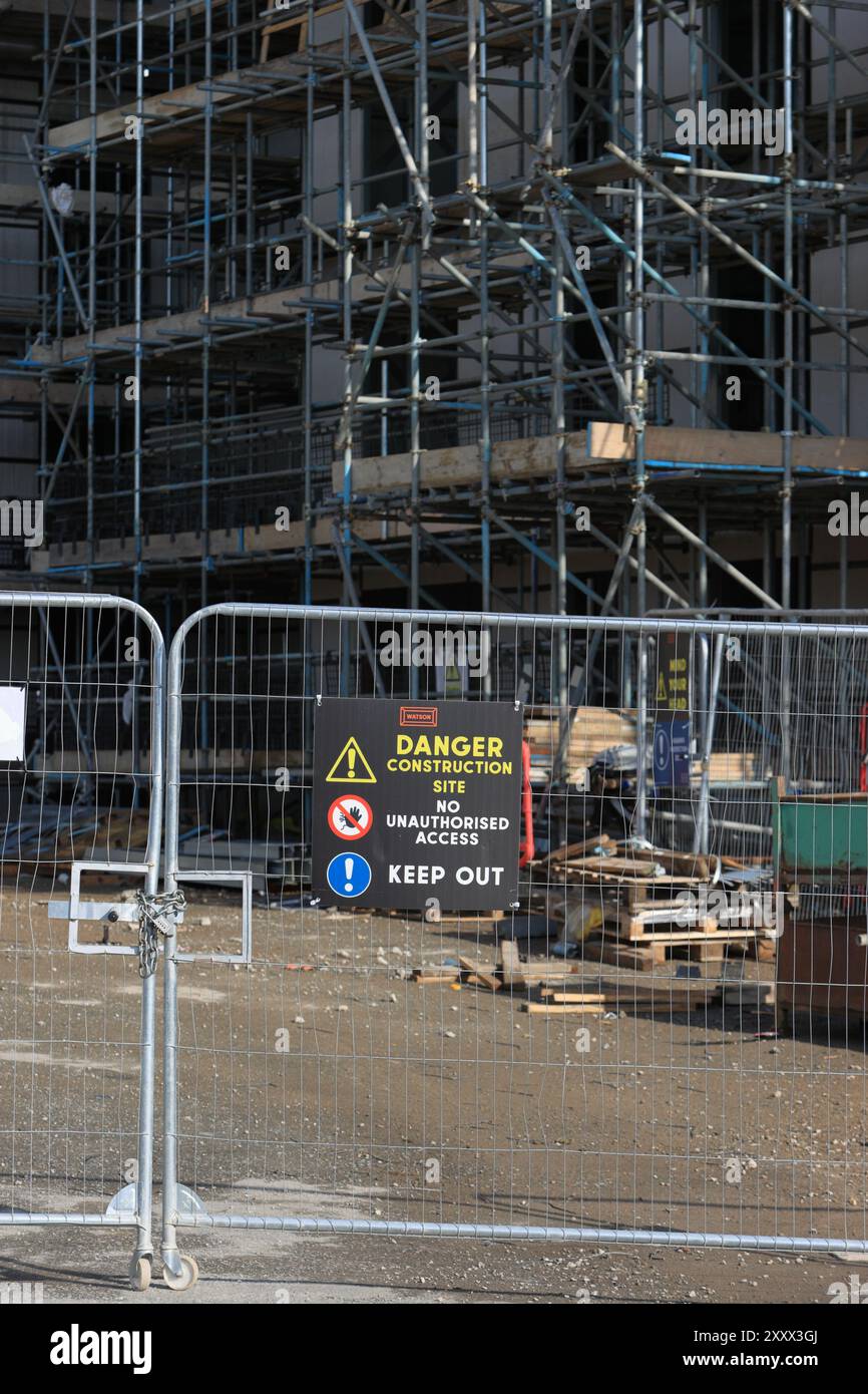 Danger construction site no unauthorised access keep out, sign mounted ...