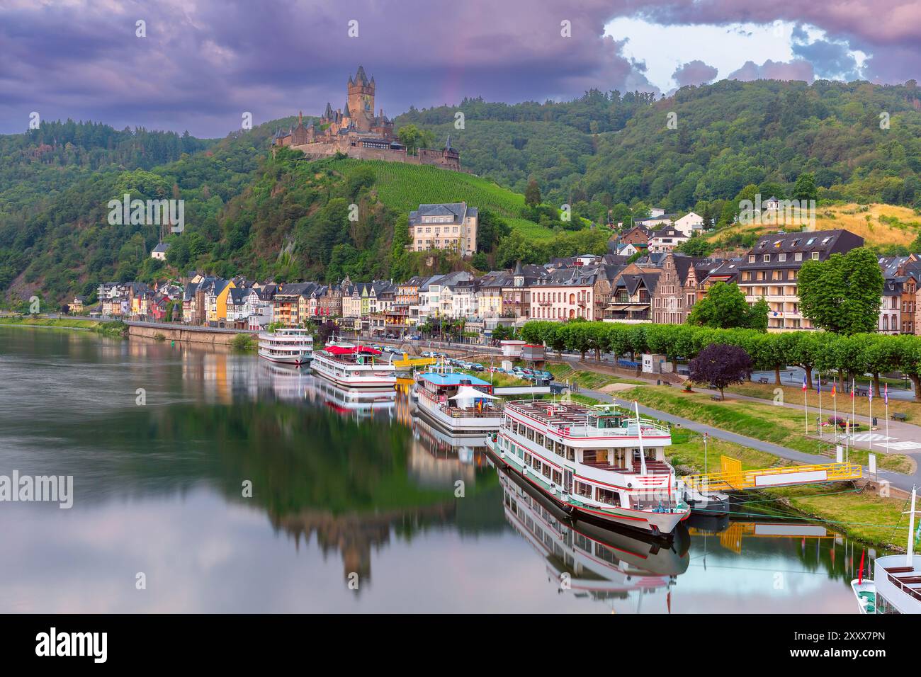 Cochem, beautiful town on romantic Moselle river, Reichsburg castle on ...