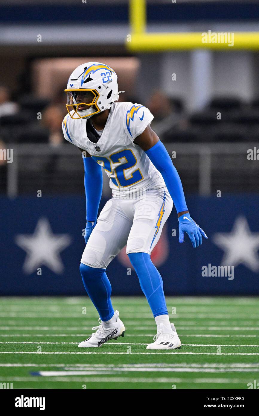 Los Angeles Chargers safety Tony Jefferson drops into coverage during ...