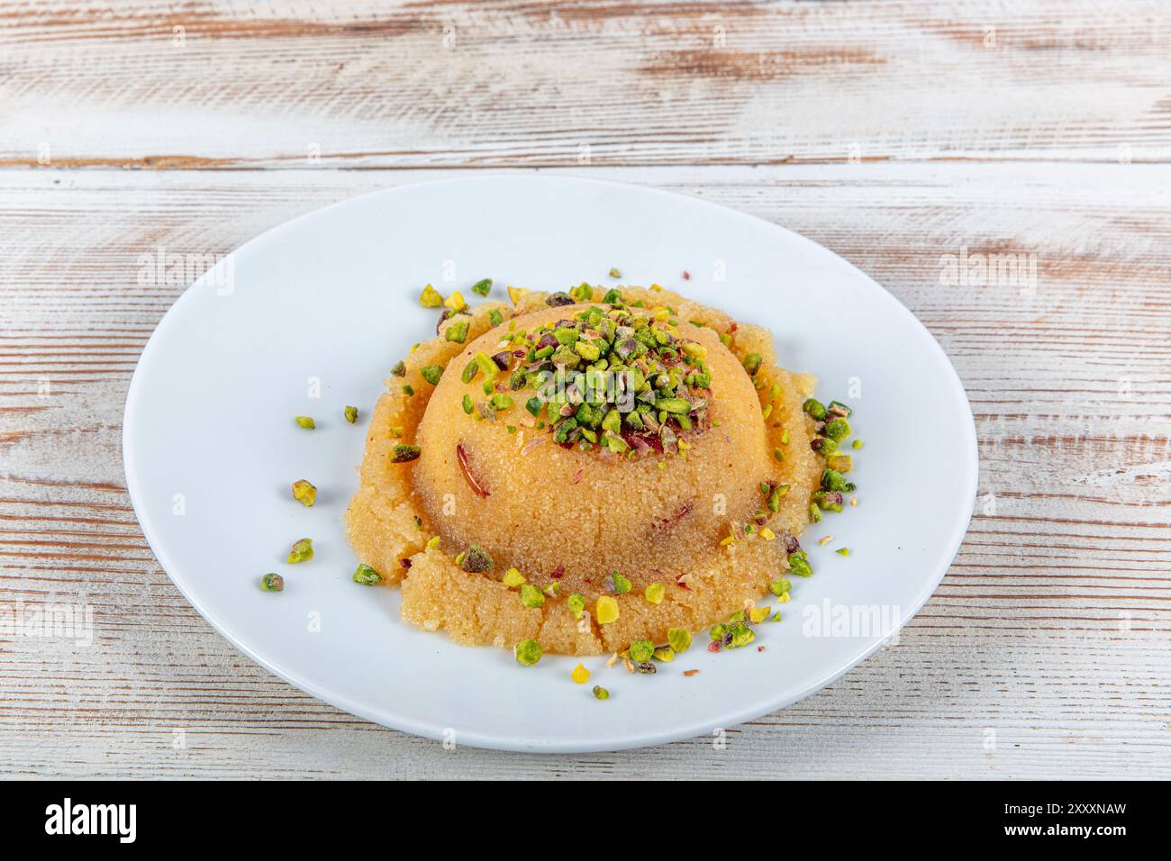Semolina Halva with Pistachios. Traditional Turkish semolina sweet ...