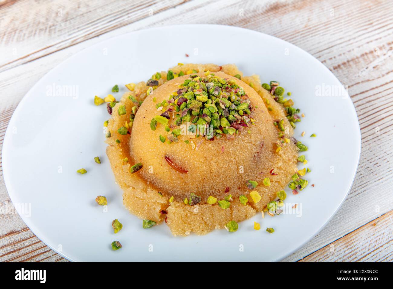 Semolina Halva with Pistachios. Traditional Turkish semolina sweet ...