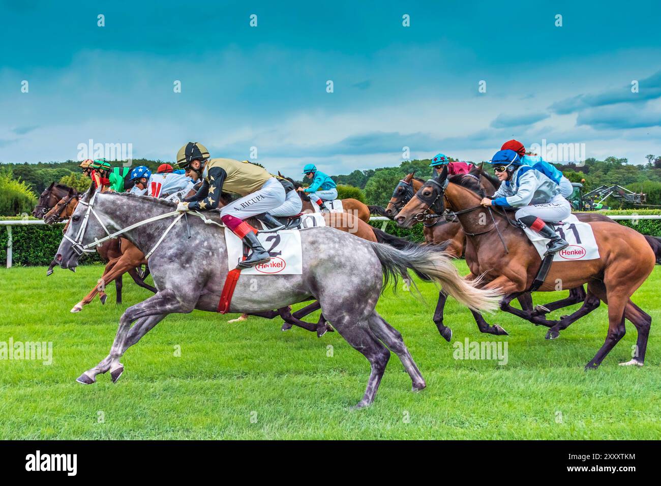 Impression of the 2024 "Henkel Preis der Diana" horse race in ...
