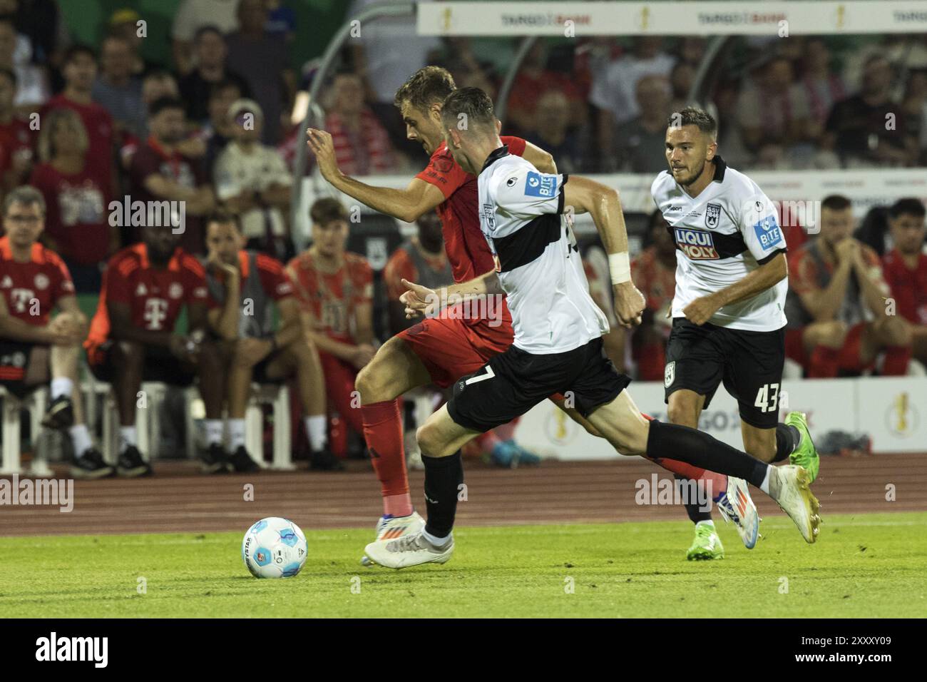 Football match, Josip STANISIC FC Bayern Munich left on the ball is ...