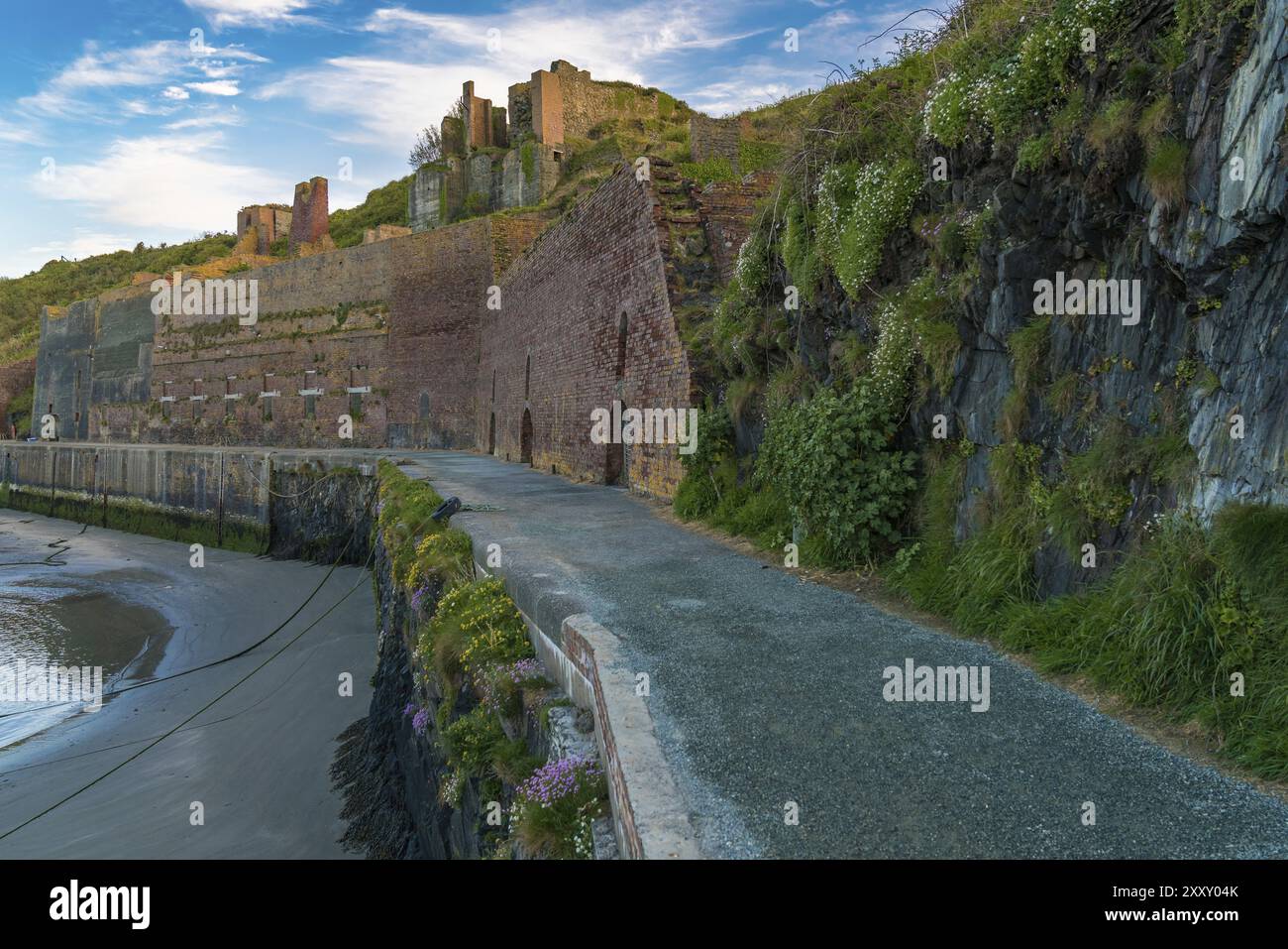 Porthgain Harbour, Pembrokeshire, Dyfed, Wales, UK Stock Photo - Alamy