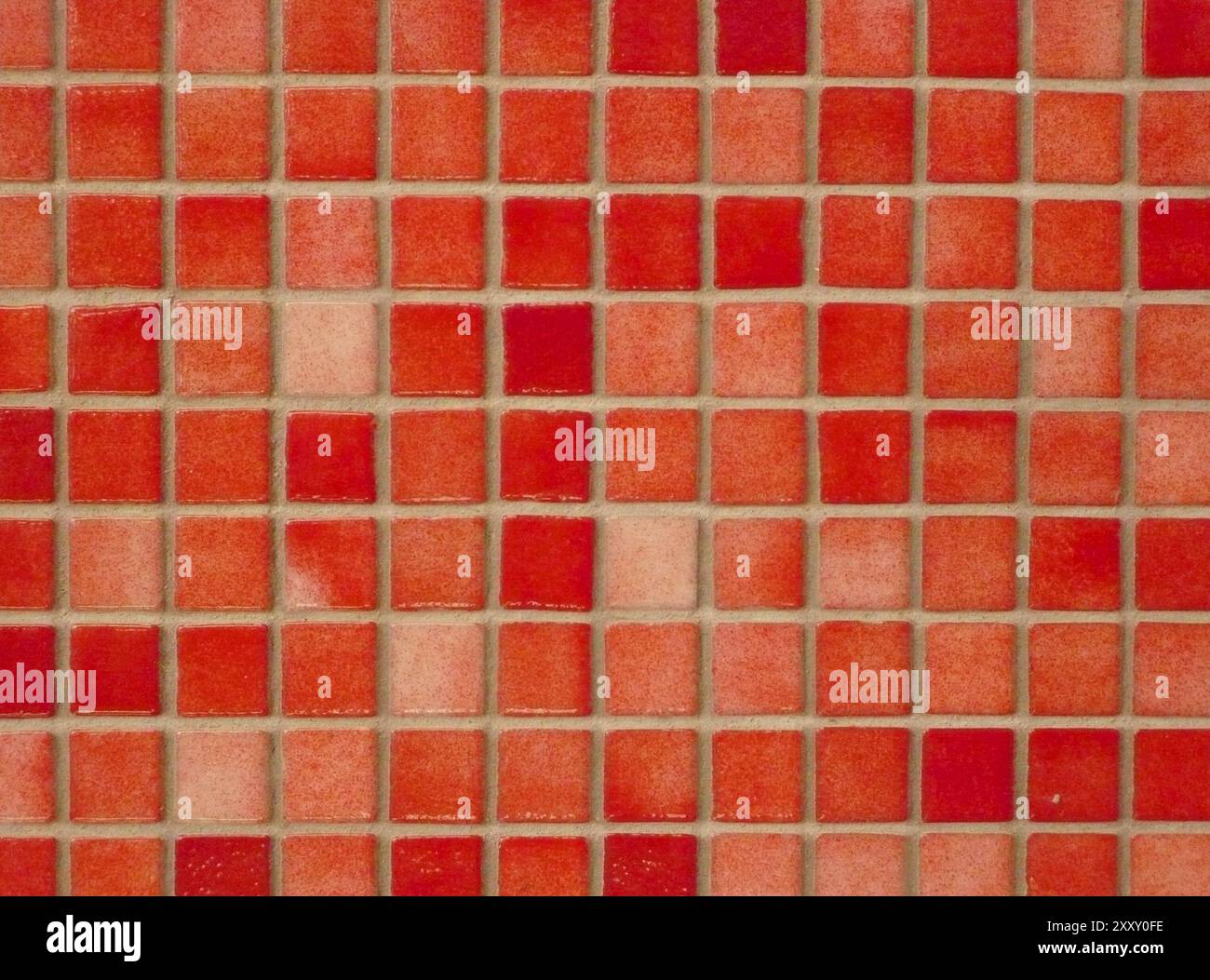 Red mosaic close up hi-res stock photography and images - Alamy