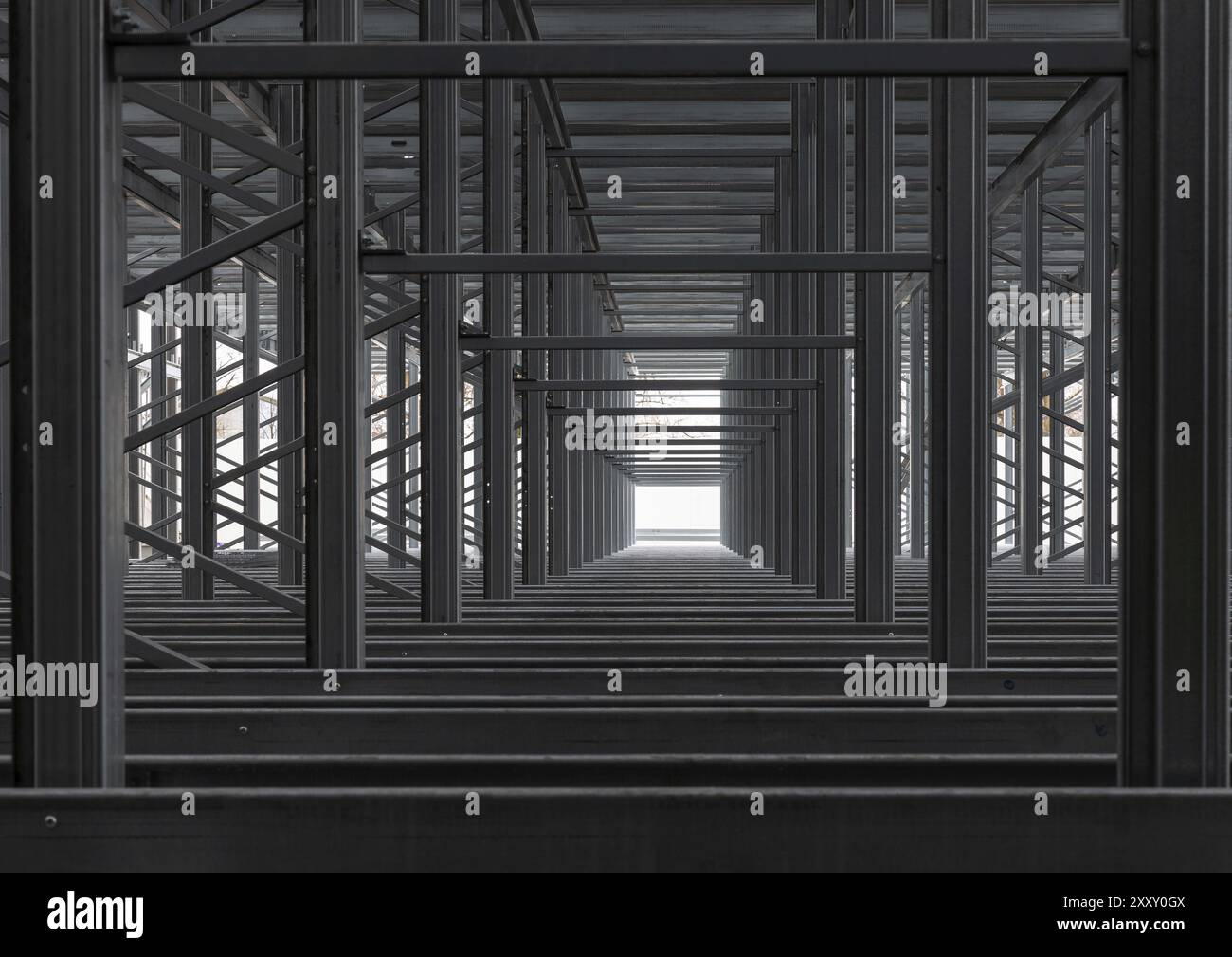 Steel construction of a high-bay warehouse Stock Photo - Alamy