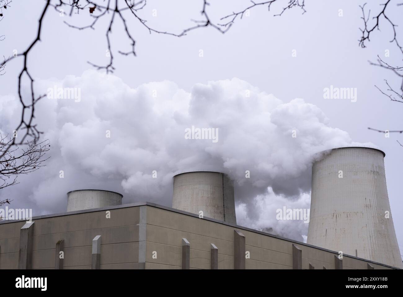 Middle east water gas hi-res stock photography and images - Alamy