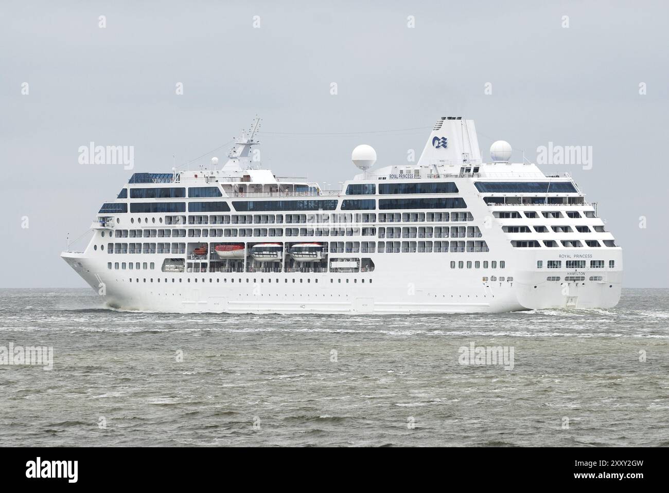 Cruise liner Royal Princess sailing on 26.05.2008 from Cuxhaven IMO number : 9210220 Name of ...