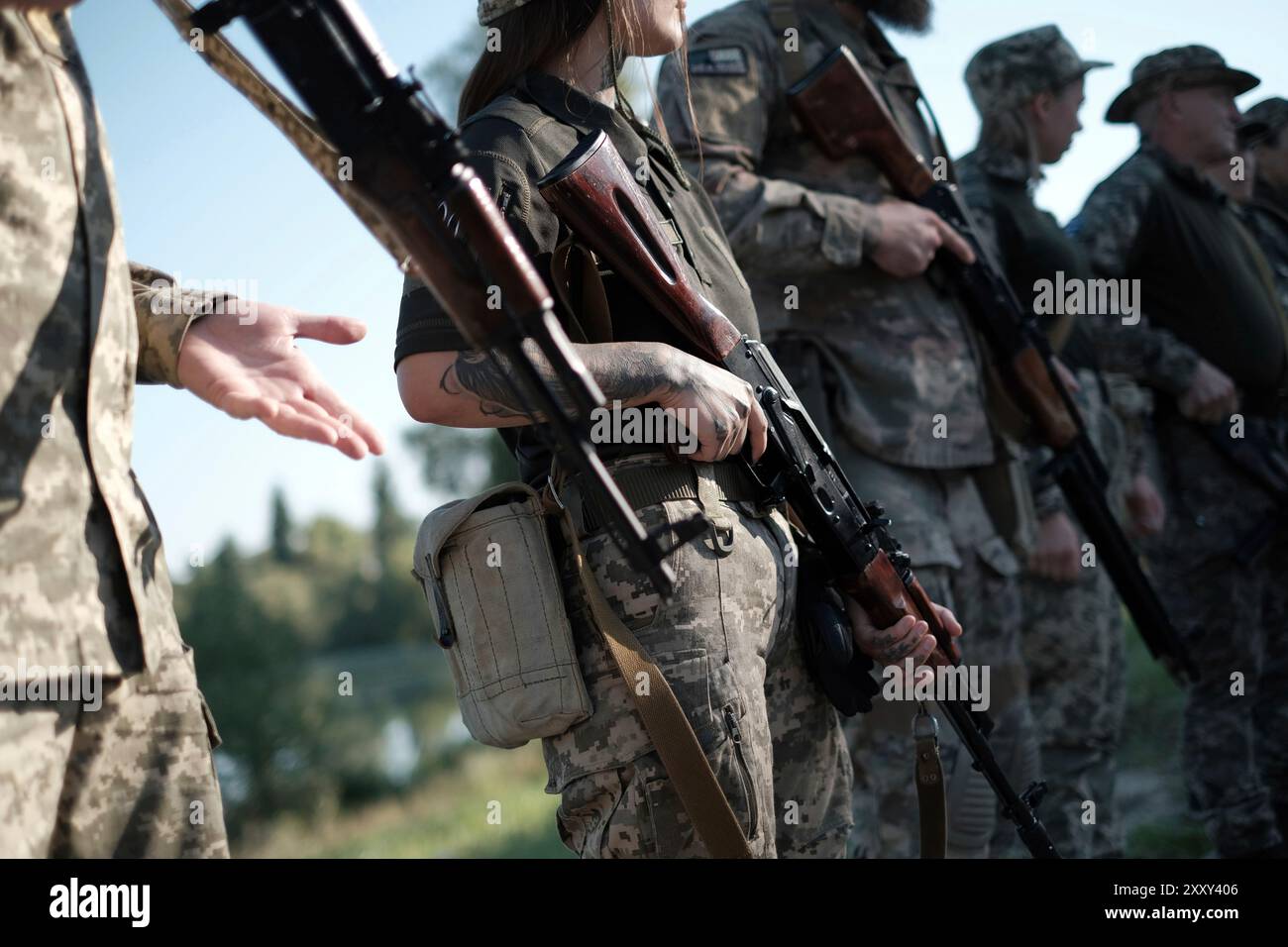 Female volunteers take part in the women's air defense groups of the ...