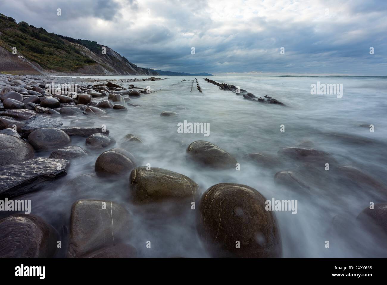 Zumaia flysch cliffs in basque hi-res stock photography and images - Alamy