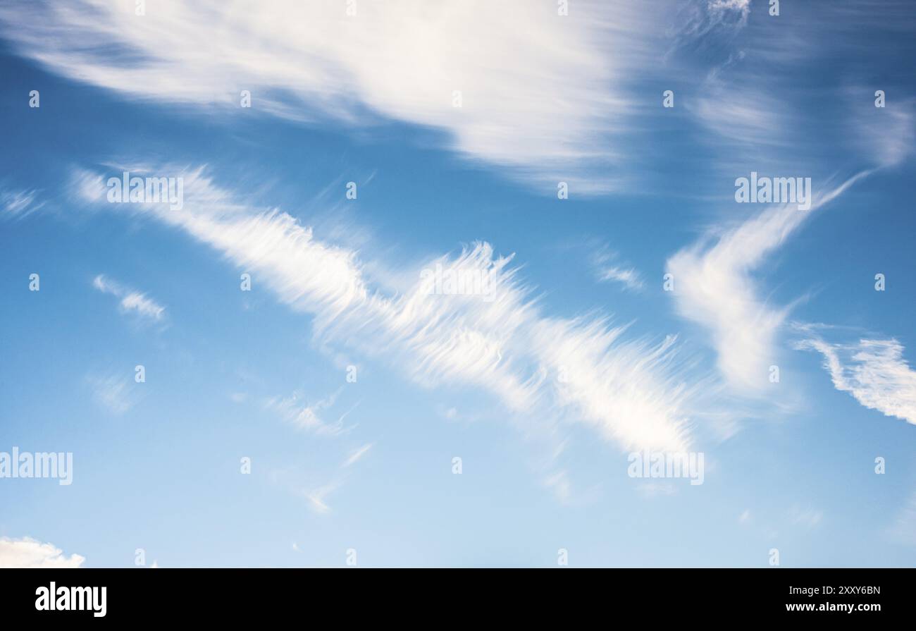 Cirrus clouds high in the sky Stock Photo - Alamy