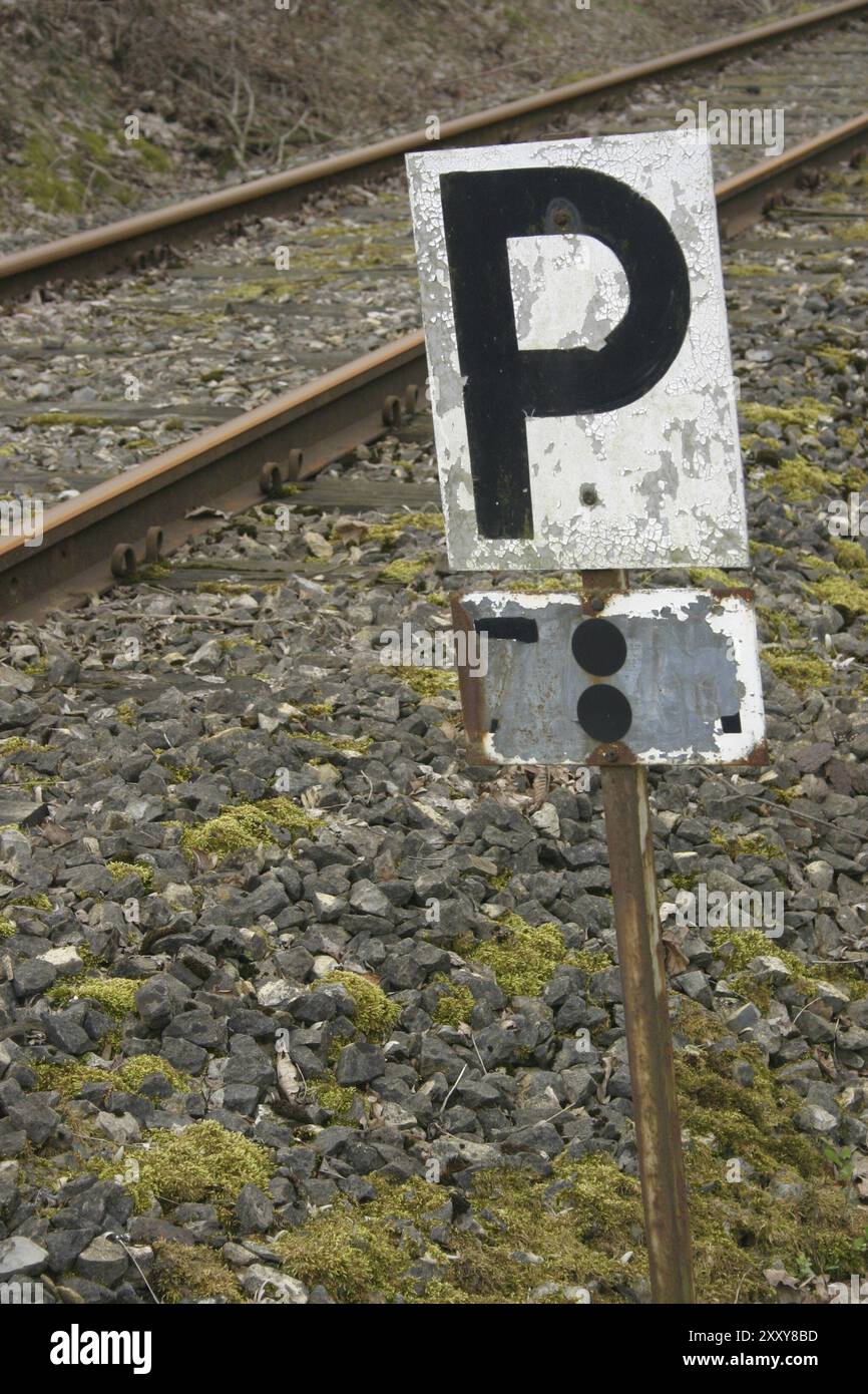 Moss grown sign hi-res stock photography and images - Alamy