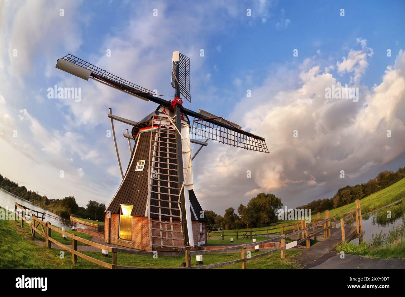 Blue eye historical hi-res stock photography and images - Alamy