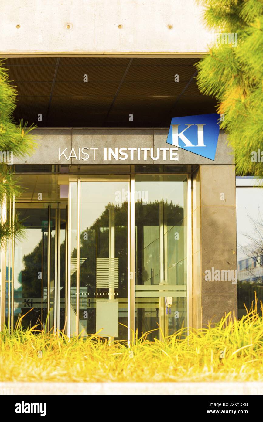 Korean institute of technology hi-res stock photography and images - Alamy