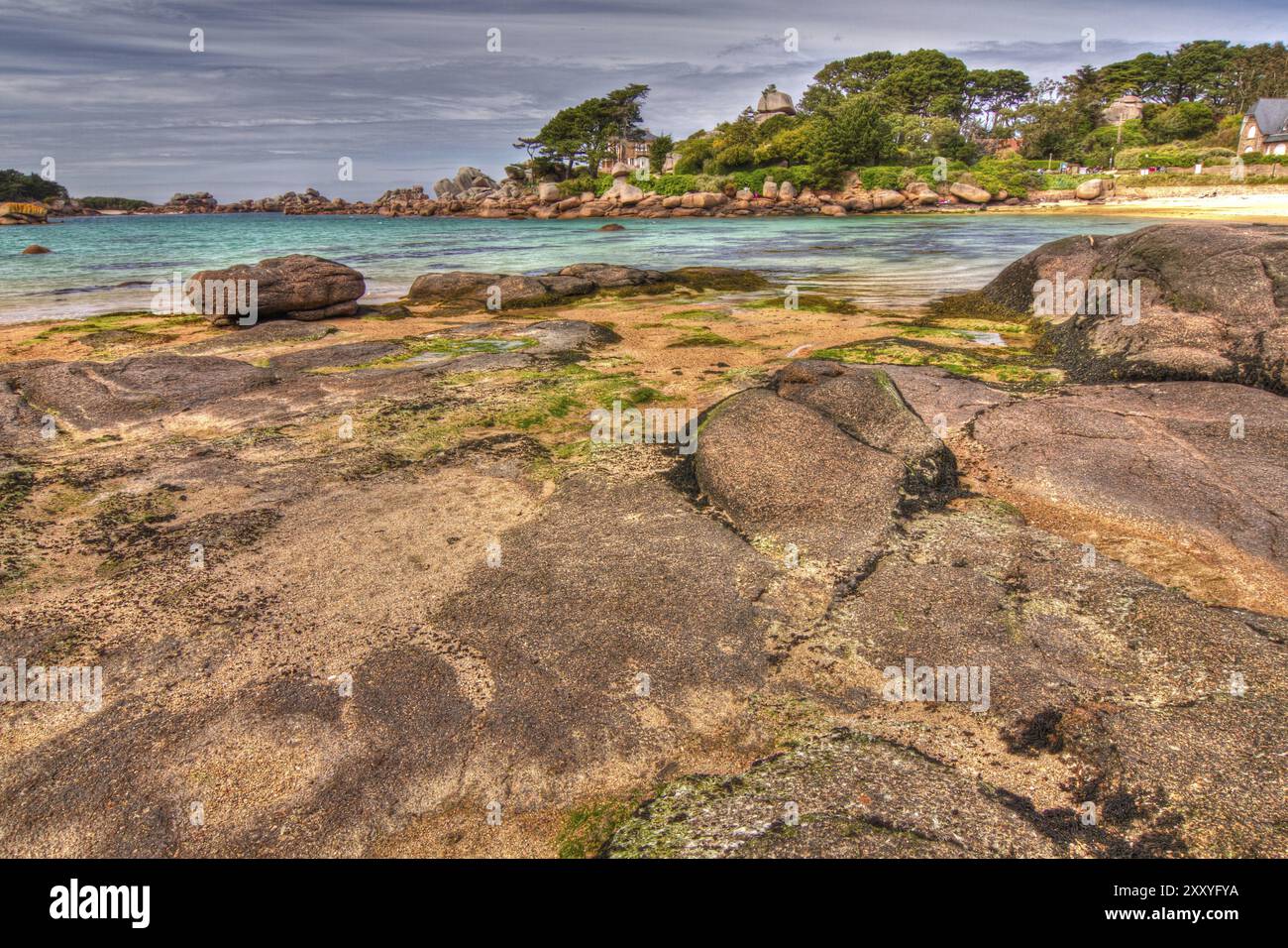 Rock formations and sandy beaches on the Cote de Granit Rose, Brittany ...