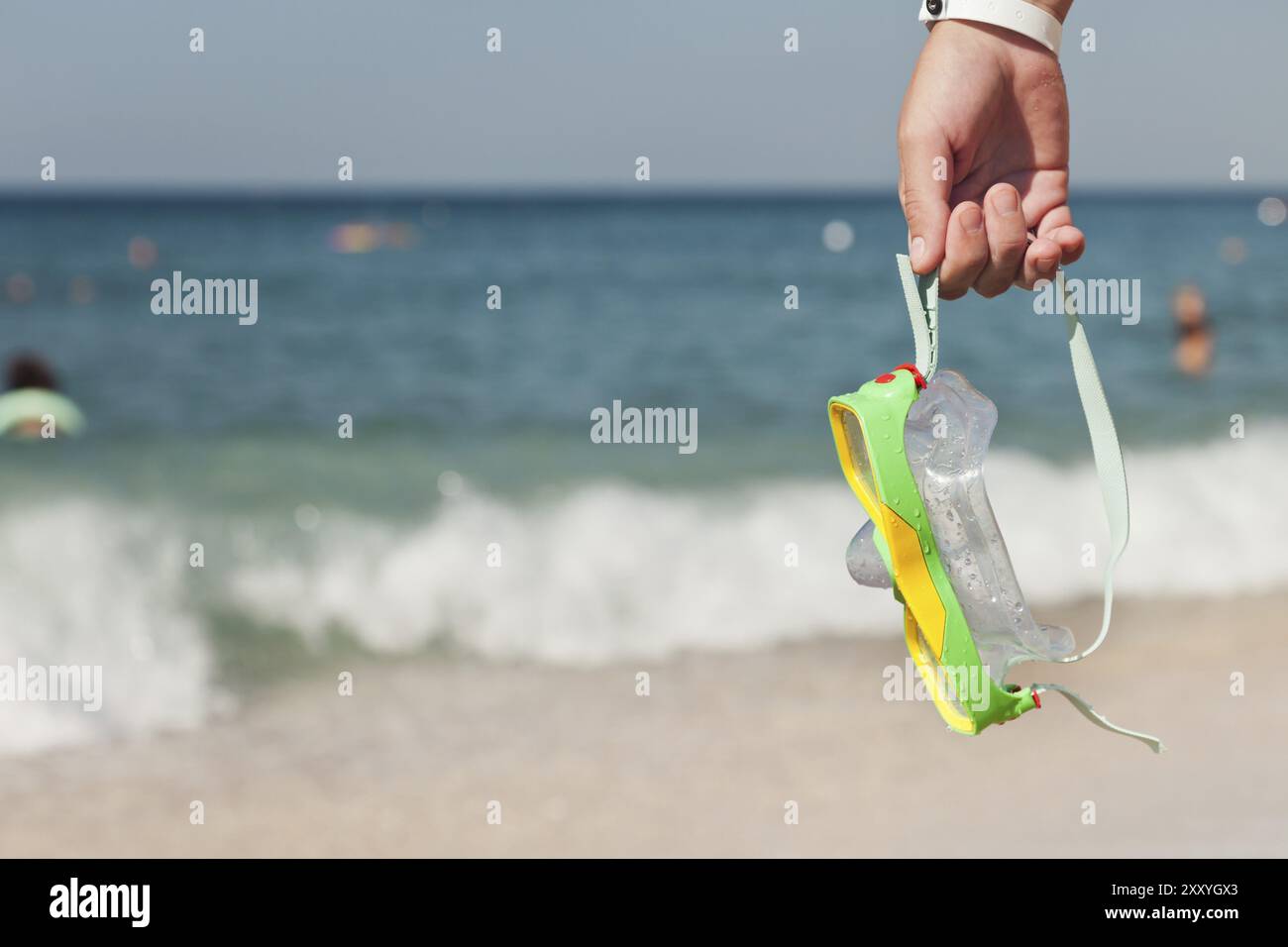 Scuba diving female underwater no mask hi-res stock photography and ...