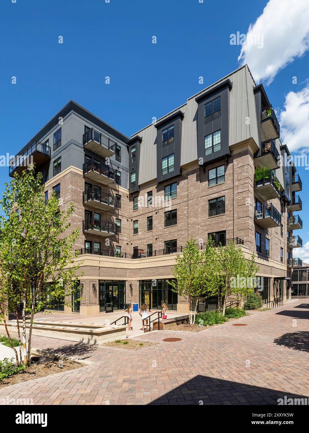 Metal wrapped mansard roof hi-res stock photography and images - Alamy