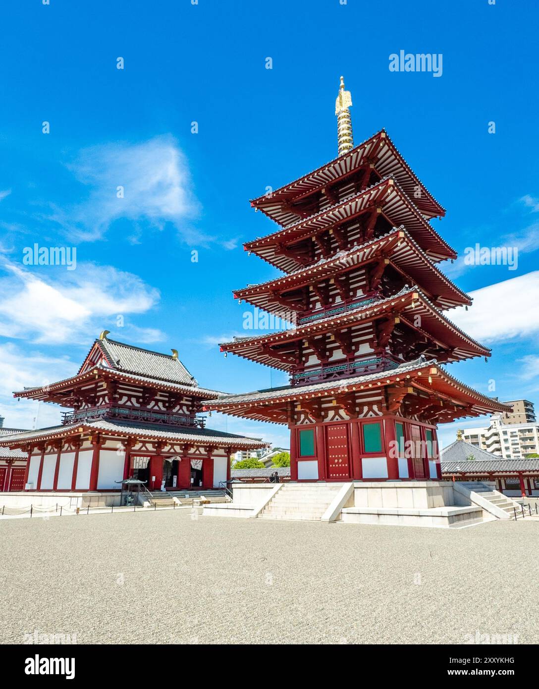 Shitennoji temple in Osaka, Japan Stock Photo - Alamy