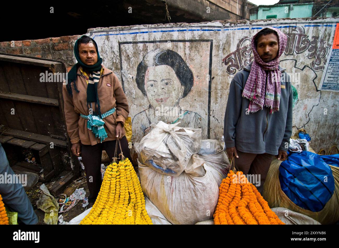 Mallick Ghat is one of the biggest flower markets in Asia. Early ...