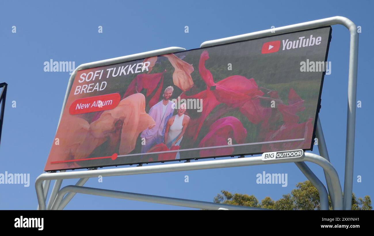 Los Angeles, California, USA 24th August 2024 Sofi Tukker Bread YouTube ...