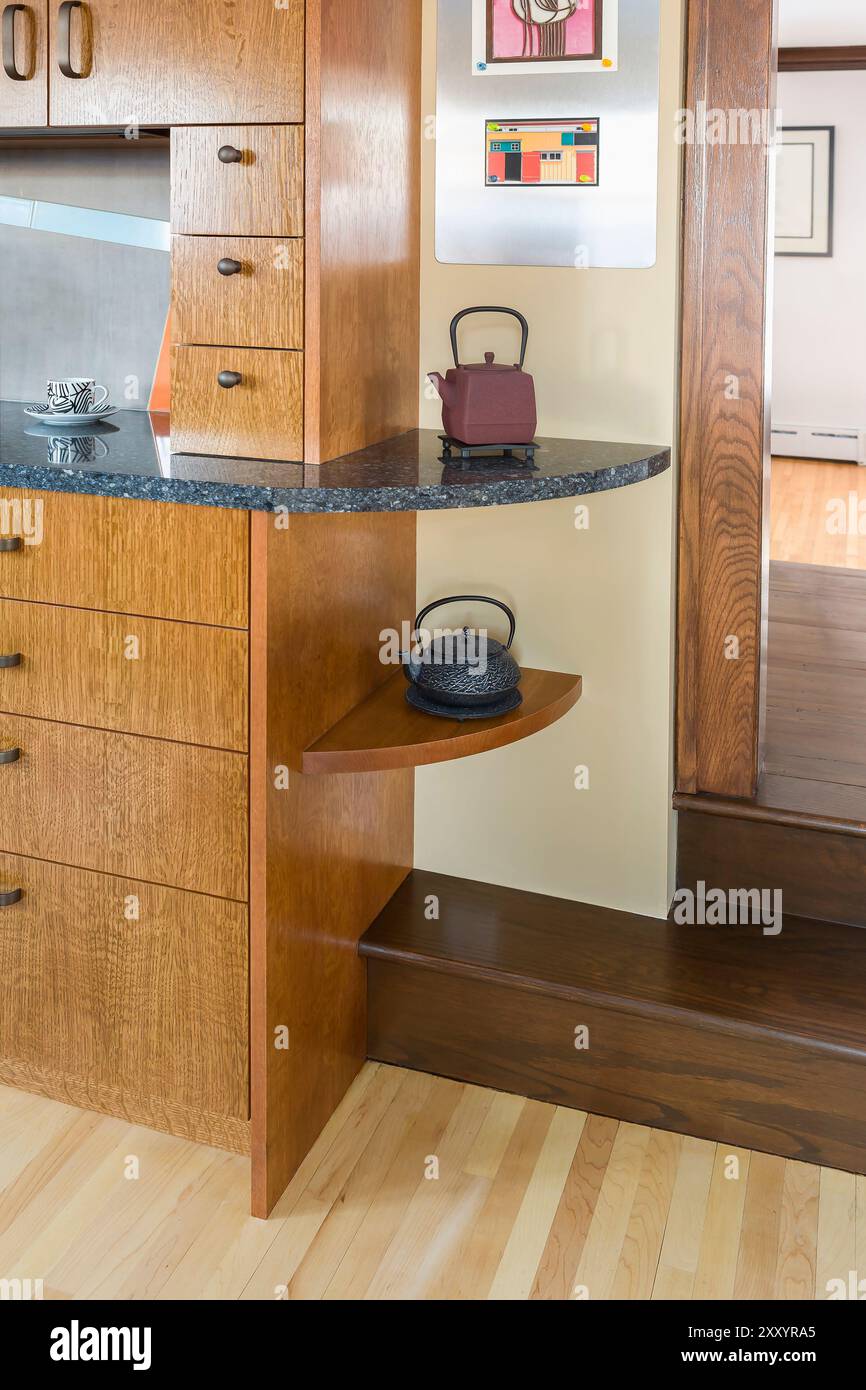 Corner buffet hi-res stock photography and images - Alamy