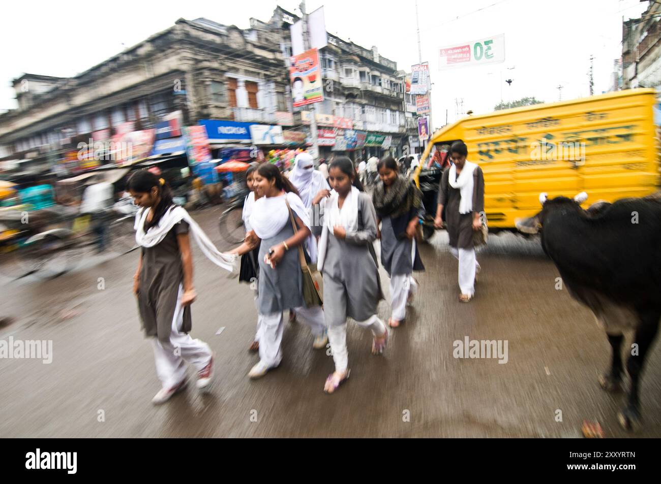 Daily scenes in the center of Lucknow, India Stock Photo - Alamy