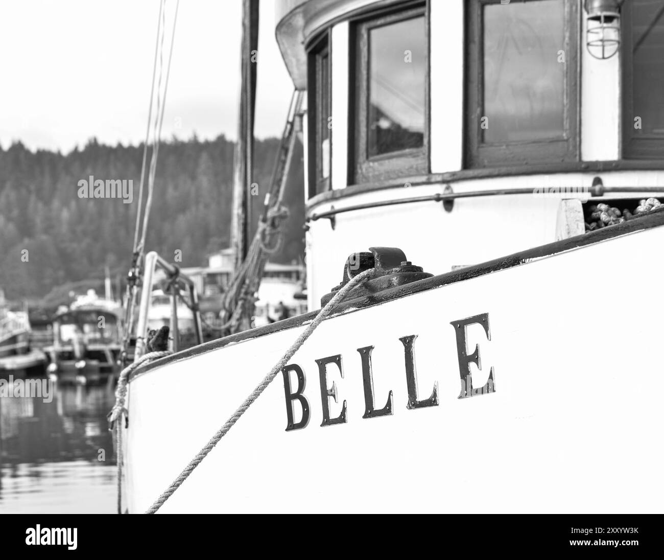 Ocean ship dock port Black and White Stock Photos & Images - Alamy