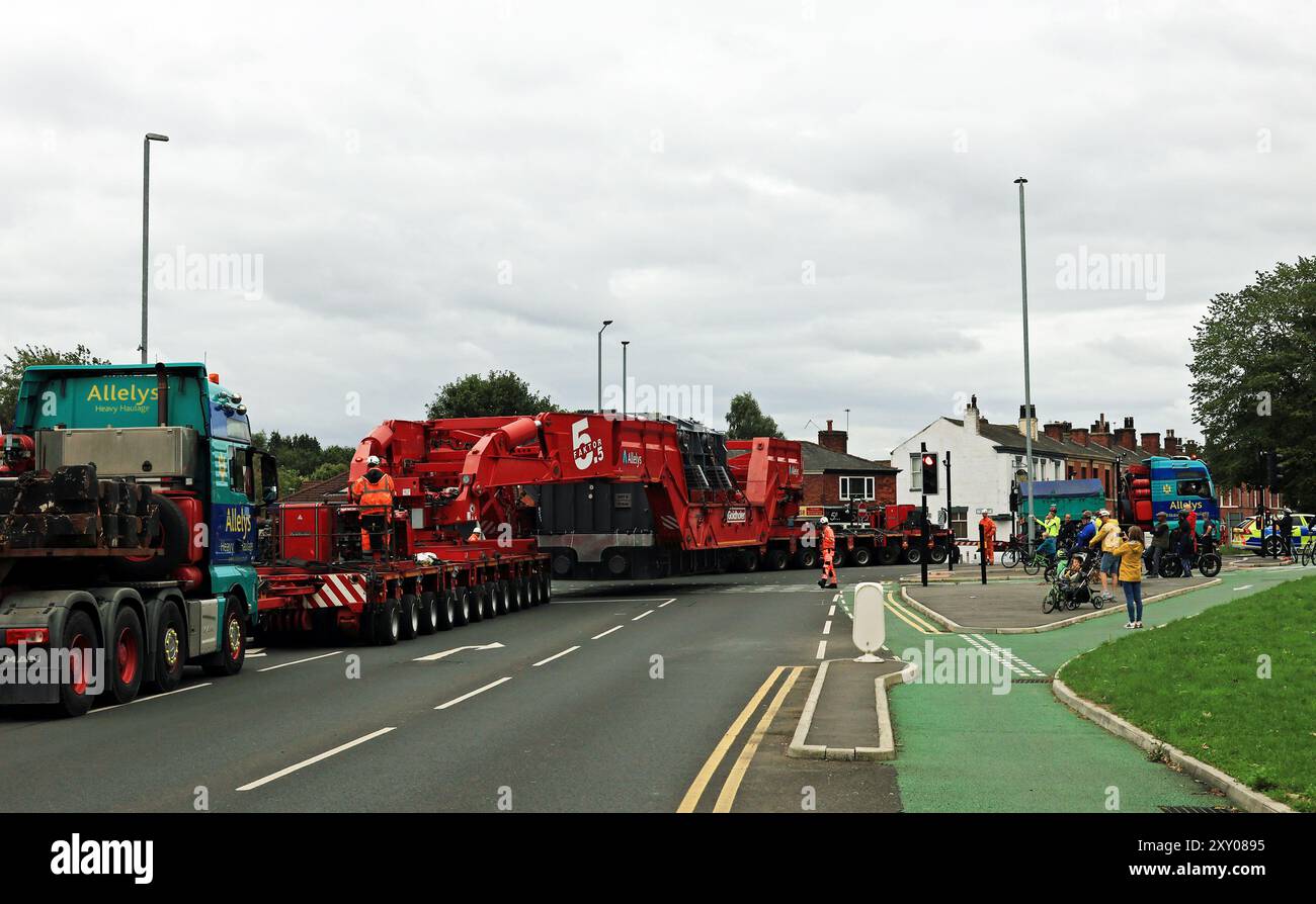 Transporting a big transformer hi-res stock photography and images - Alamy
