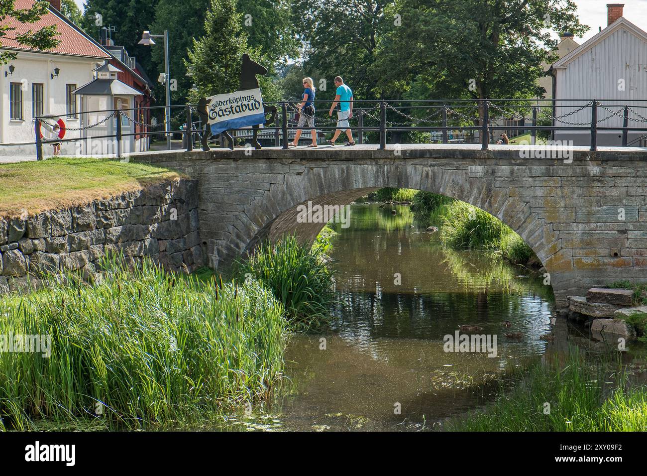 Tiny bridge across creek hi-res stock photography and images - Alamy
