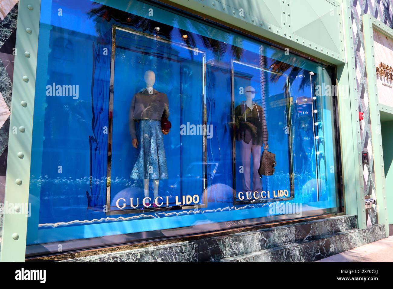 Closed gucci store hi-res stock photography and images - Alamy