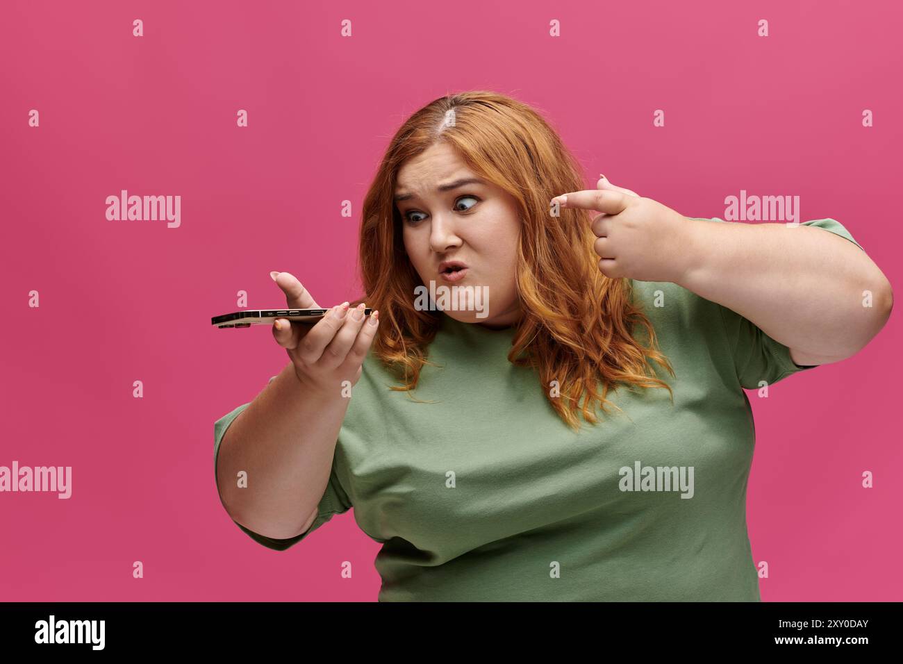 Woman reacts surprise she hi-res stock photography and images - Alamy